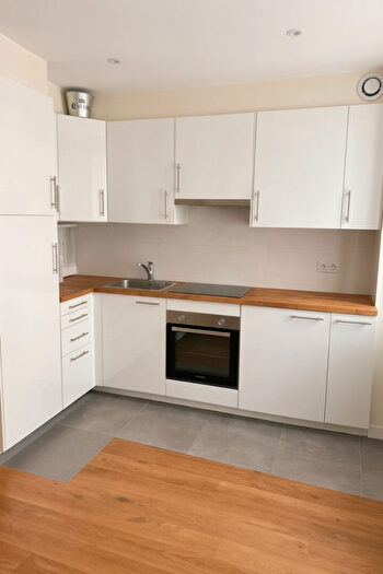 Appartement à vendre - Saint-Denis, République, Gare - 2 pièces - 1 chambre