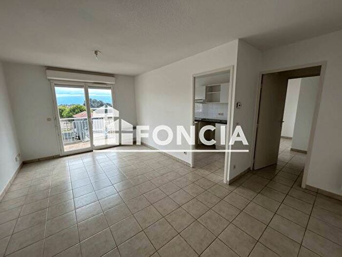 Appartement à louer - Gloriette-Meannes-Rural, Romans-sur-Isère - 2 pièces - 1 chambre