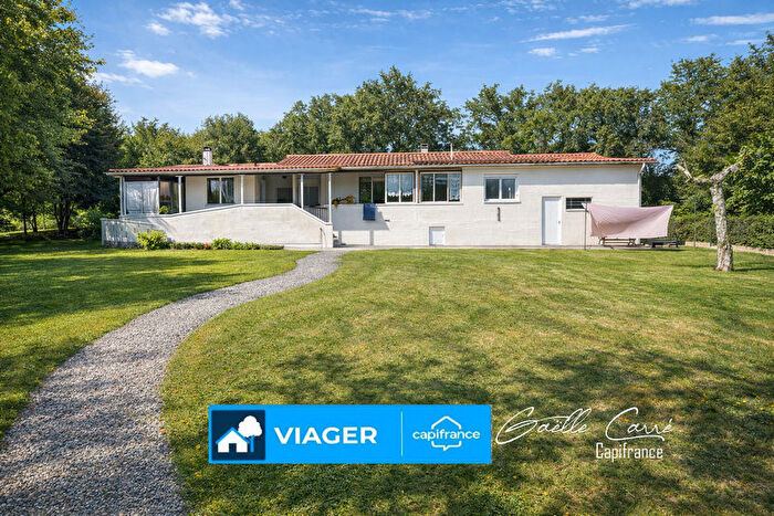 Maison à vendre - Manot - 6 pièces - 4 chambres