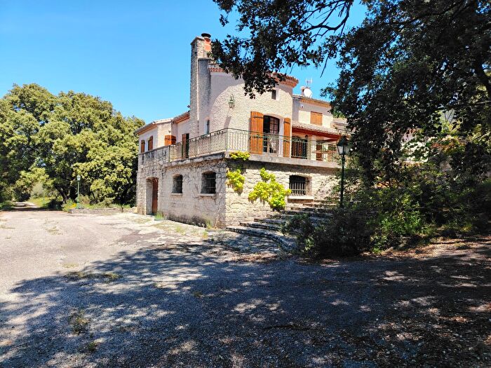 Maison à vendre - Mazan - 7 pièces - 5 chambres