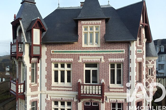 Maison à vendre - Le Neubourg - 13 pièces - 5 chambres