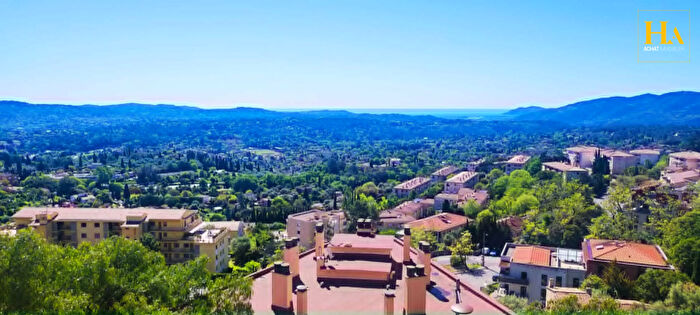 Grasse, Centre-ville Sud : Appartement 2 pièces à louer