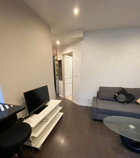 Appartement 2 pièces à La Fourche-Guy Môquet, Paris 17ème arrondissement, à louer