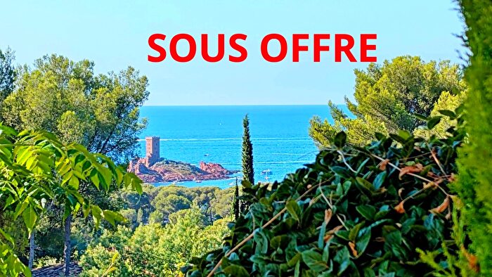 Maison à vendre - Saint-Raphaël, Dramont - 3 pièces - 2 chambres