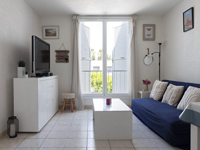 Appartement 2 pièces à Hyères, Ayguade, Salins, à vendre