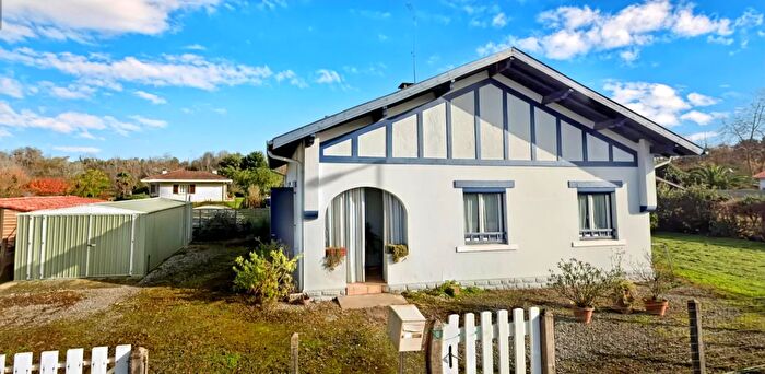 Maison 4 pièces à vendre à Pouillon