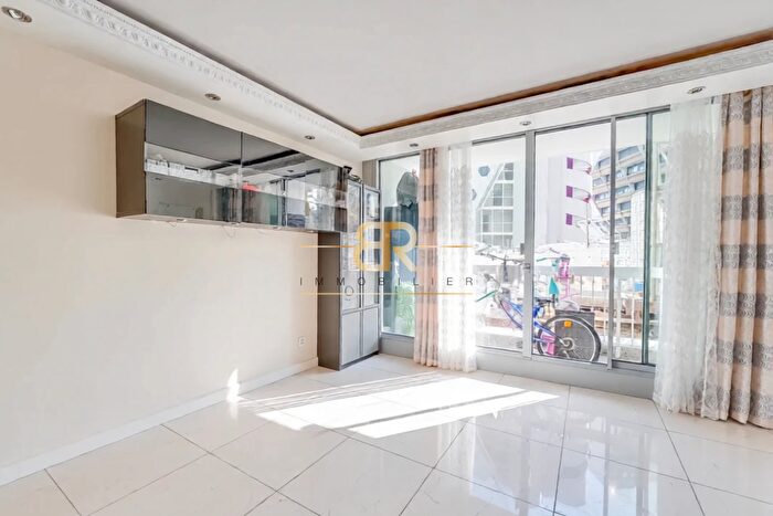 Appartement à vendre - Paris e , Flandre, Aubervilliers - 4 pièces - 3 chambres