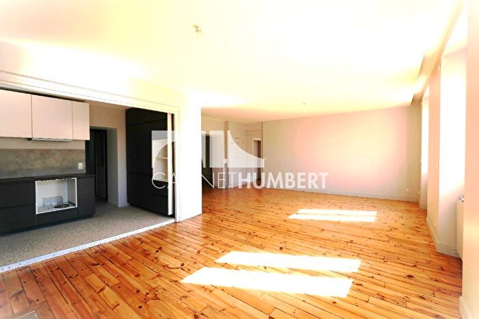 Saint-Étienne, Centre-ville, Peuple, Chavanelle : Appartement 4 pièces à louer