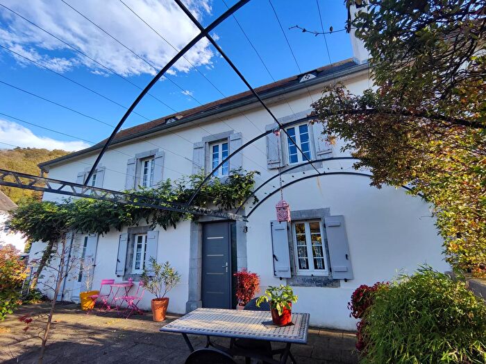 Maison à vendre - Mauléon-Licharre - 7 pièces - 5 chambres