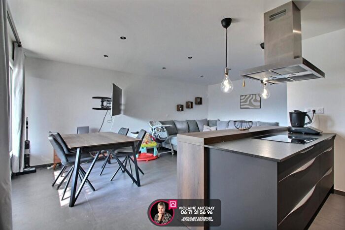 Appartement à vendre - La Ravoire - 4 pièces - 3 chambres