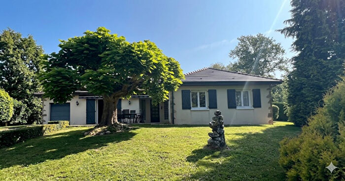 Maison à vendre - Saint-Mathieu - 6 pièces - 4 chambres