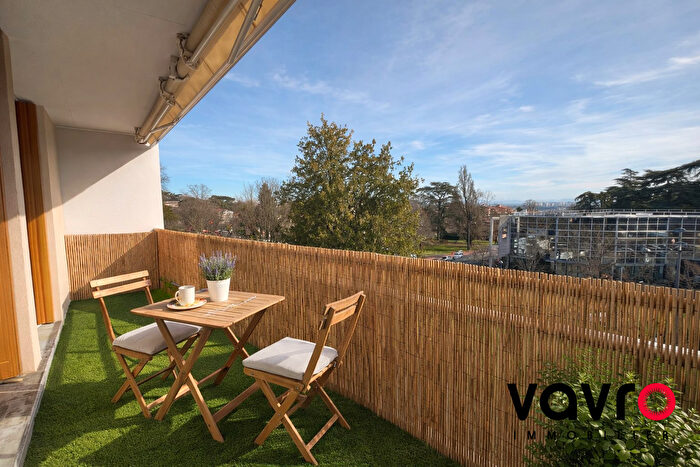 Appartement à vendre - Saint-Genis-Laval, Centre-ville - 3 pièces - 1 chambre