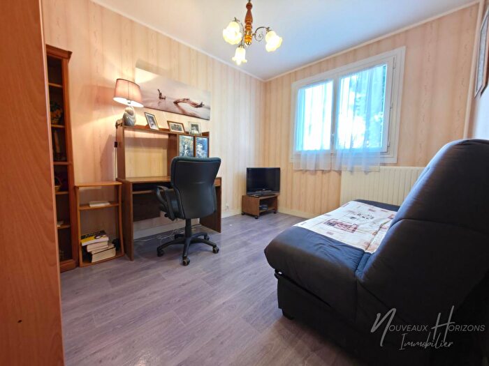 Appartement à vendre - Limoges, Centre-ville, Hôtel de Ville, Emailleurs - 3 pièces - 2 chambres