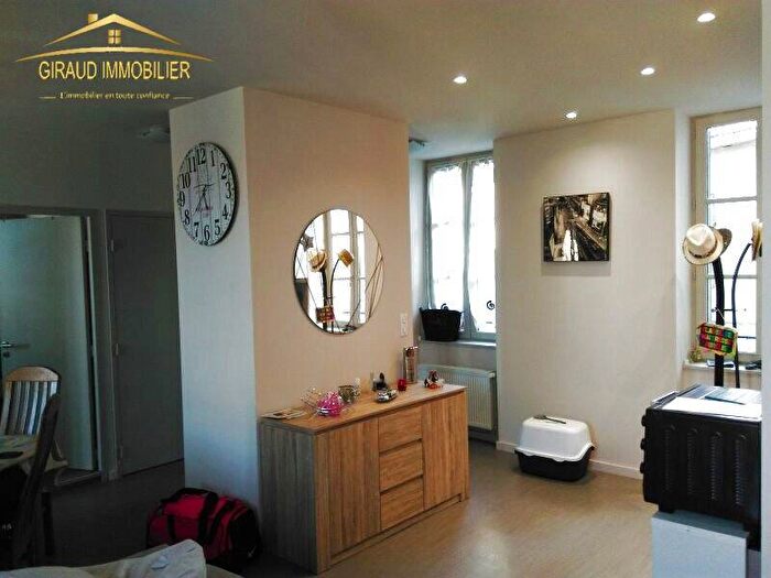 Appartement à louer - Charlieu - 2 pièces - 1 chambre