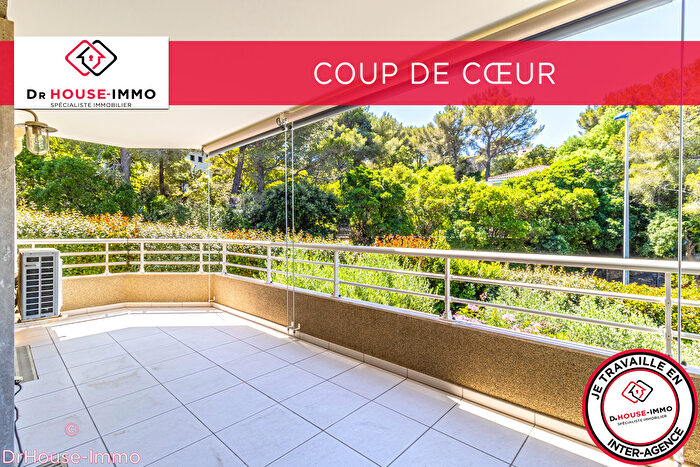Cavalaire-sur-Mer, Centre-ville - Appartement 3 pièces à vendre
