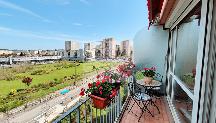 Appartement à vendre - Bron, Eglise - 4 pièces - 3 chambres