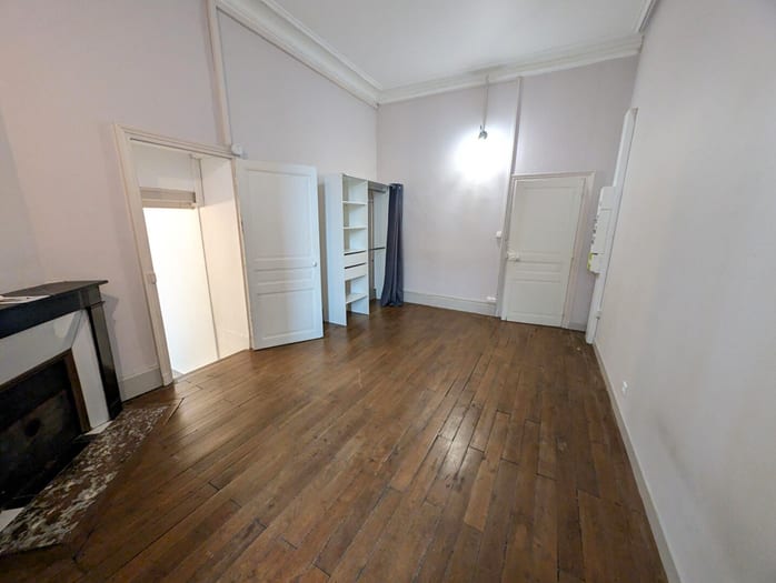 Appartement 1 pièce à louer à Bourges, Centre-ville, Charlet, Lahitolle, Pignoux, Sembat