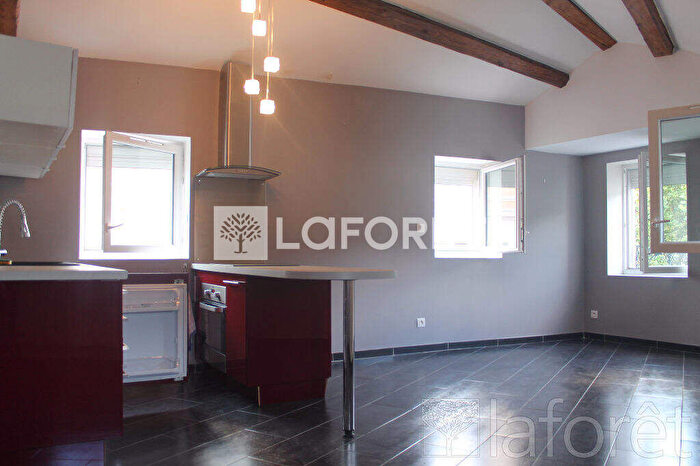 Appartement à vendre - Givors, Centre-ville - 2 pièces - 1 chambre