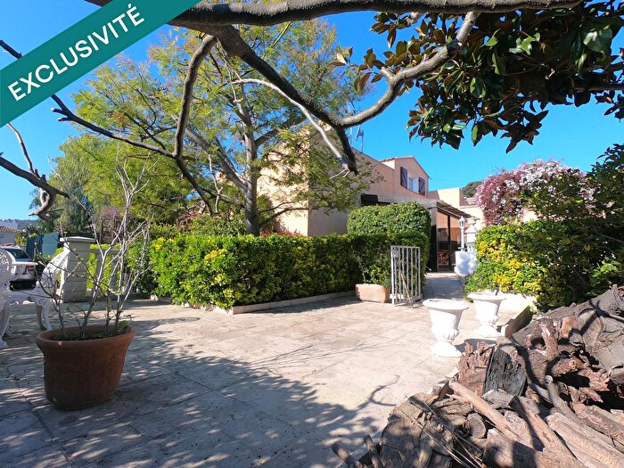 Maison à vendre - La Ciotat, Groupède, Le Pin de la Fade, Saint-Loup - 7 pièces - 4 chambres