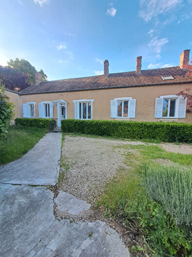 Maison 5 pièces à louer - Ville-Saint-Jacques