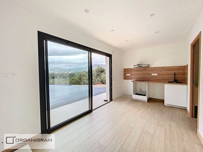 Appartement à louer - Grosseto-Prugna - 1 pièce