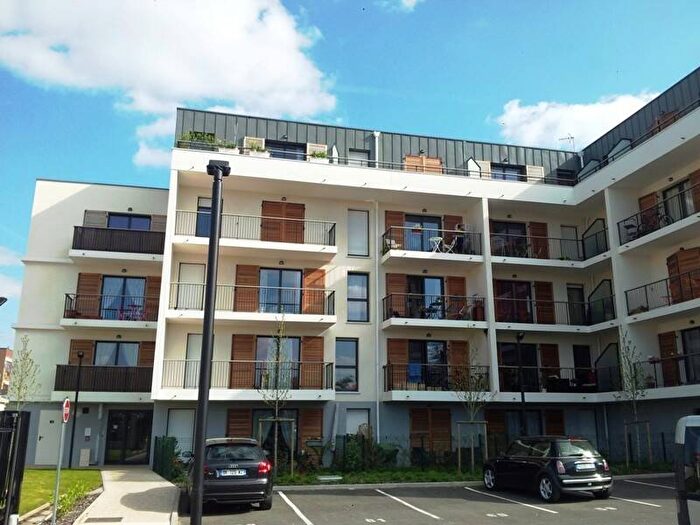 Appartement à louer - Saint Just des Marais, Beauvais - 3 pièces - 2 chambres