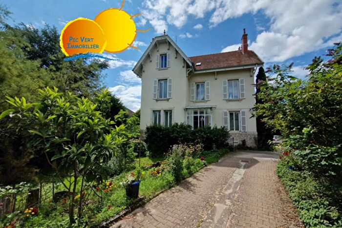 Maison à vendre - Auxonne - 10 pièces - 5 chambres