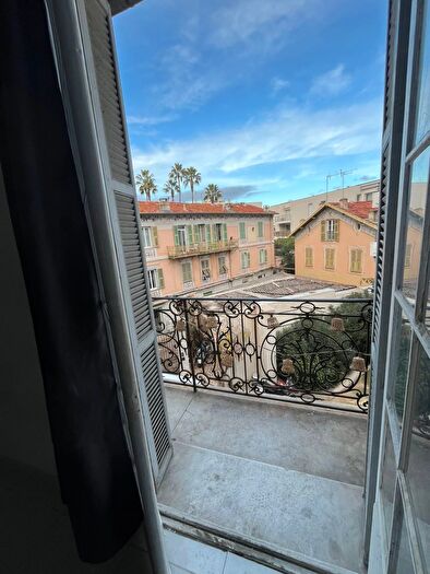 Appartement 1 pièce à Nice, à louer