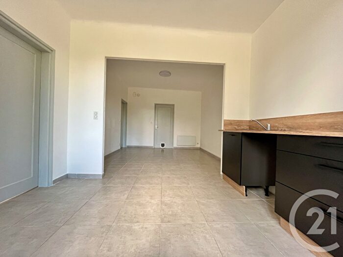 Appartement 3 pièces à Saint-Hilaire-de-Brethmas, à louer