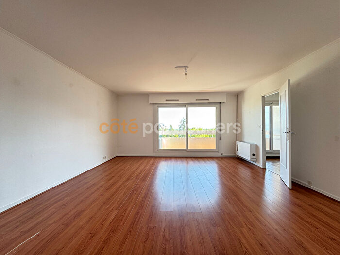 Orléans, La Madeleine, Saint-Laurent : Appartement 3 pièces à vendre