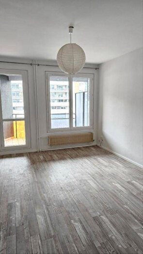 Appartement à louer - La Fontaine du Bac, Clermont-Ferrand - 1 pièce