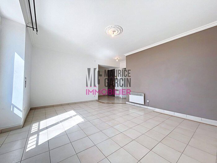 Appartement 3 pièces à louer - Secteur Ouest, Pernes-les-Fontaines