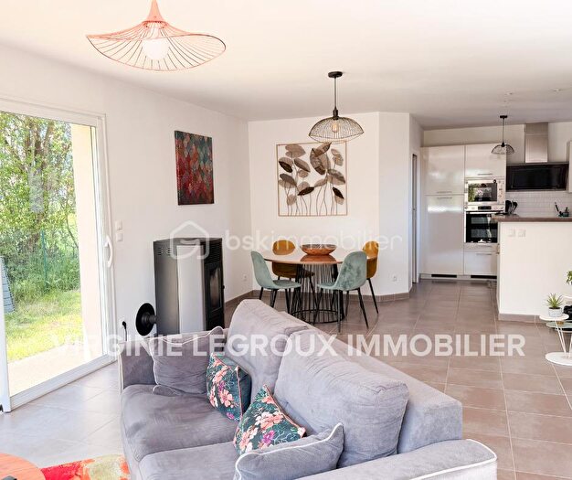 Maison 4 pièces à Cherré, à vendre