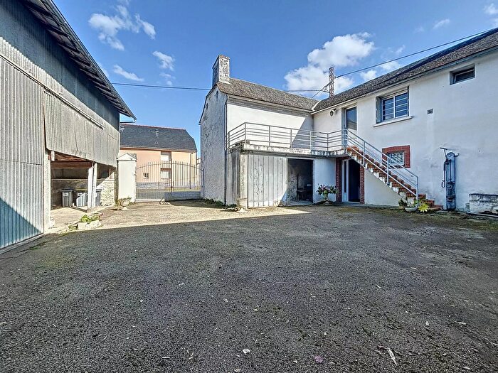 Maison à vendre - Momères - 8 pièces - 4 chambres