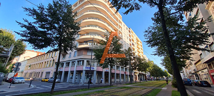 Appartement à vendre - Saint-Étienne, Saint-Roch, Vivaraize, Valbenoite, Centre Deux - 3 pièces - 2 chambres