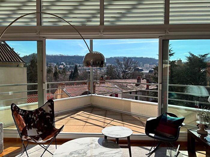 Appartement à vendre - Le Puy-en-Velay - 4 pièces - 3 chambres