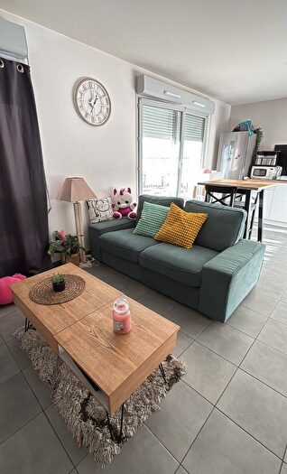 Appartement à louer - Geraniums-Champlantier-La Begude, Feyzin - 1 pièce