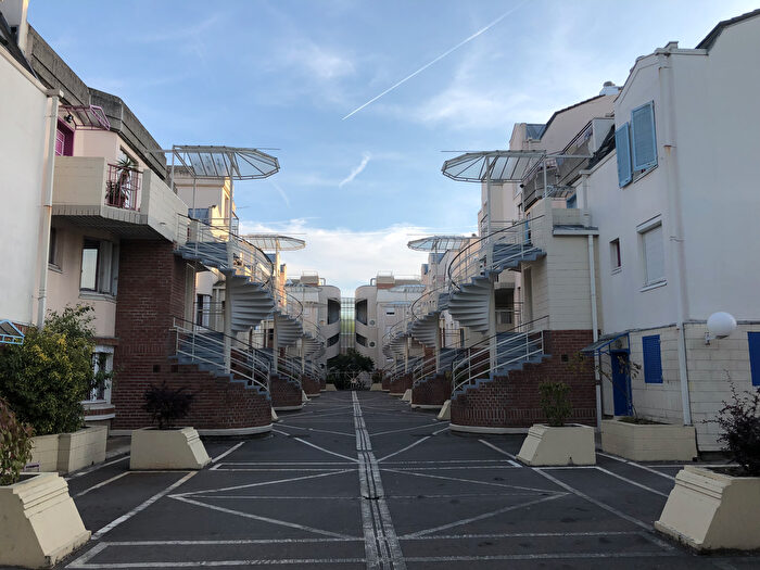 Appartement à vendre - Évry, Les Epinettes - 4 pièces - 3 chambres