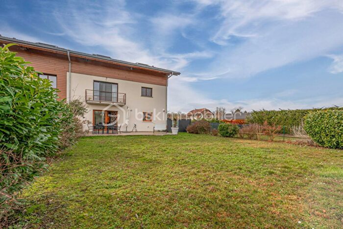 Appartement à vendre - Mésigny - 4 pièces - 3 chambres