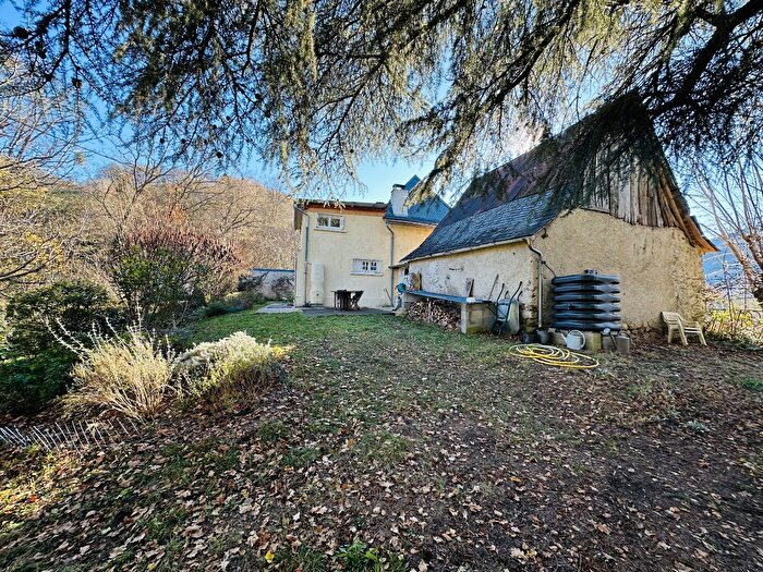 Maison à vendre - Castillon-en-Couserans - 5 pièces - 3 chambres