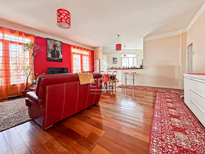 Marseille 4ème, Chutes Lavie : Appartement 5 pièces à vendre