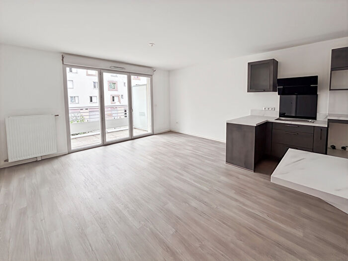 Ballancourt-sur-Essonne : Appartement 2 pièces à louer