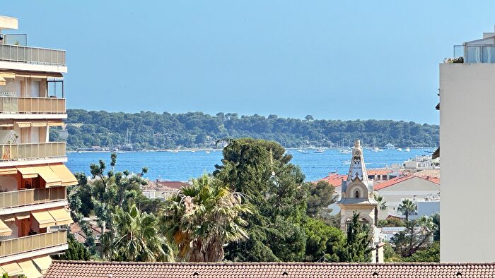Appartement 1 pièce à vendre - Cannes, Californie Pezou