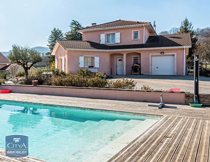 Saint-Marcellin : Maison 6 pièces à vendre