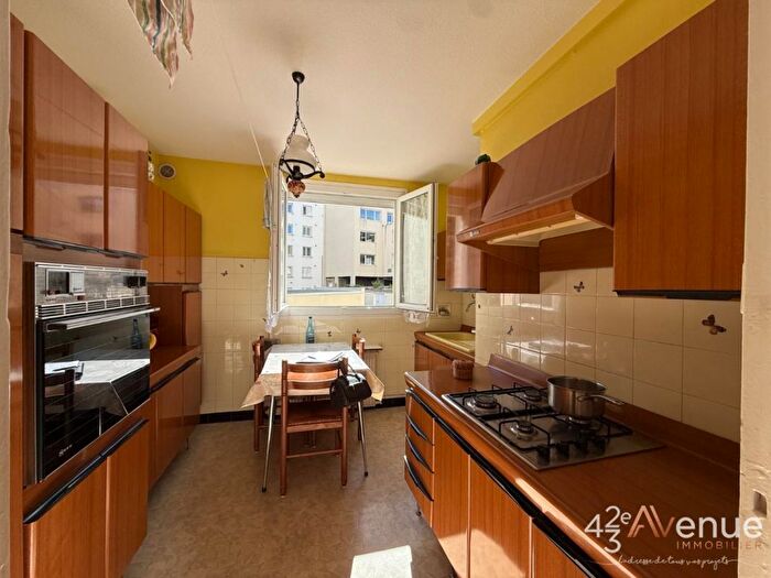 Saint-Étienne, Bernay, Valfuret - Appartement 3 pièces à vendre