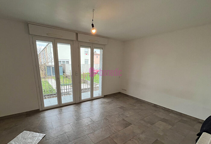 Maison à louer - Fameck - 5 pièces - 3 chambres