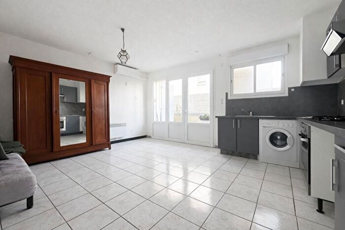 Appartement à vendre - Le Grau-du-Roi, Centre-ville - 2 pièces - 1 chambre