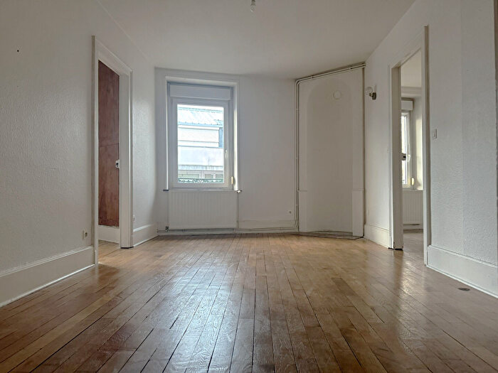 Appartement à louer - Nancy, Poincaré, Foch, Anatole France, Croix de Bourgogne - 5 pièces - 3 chambres