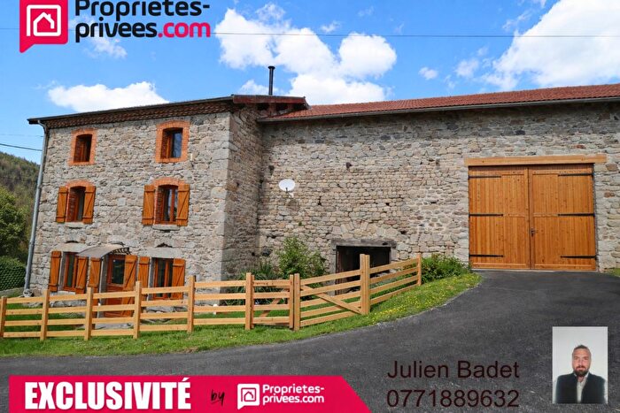 Maison à vendre - Saint-Pierre-la-Bourlhonne - 7 pièces - 4 chambres