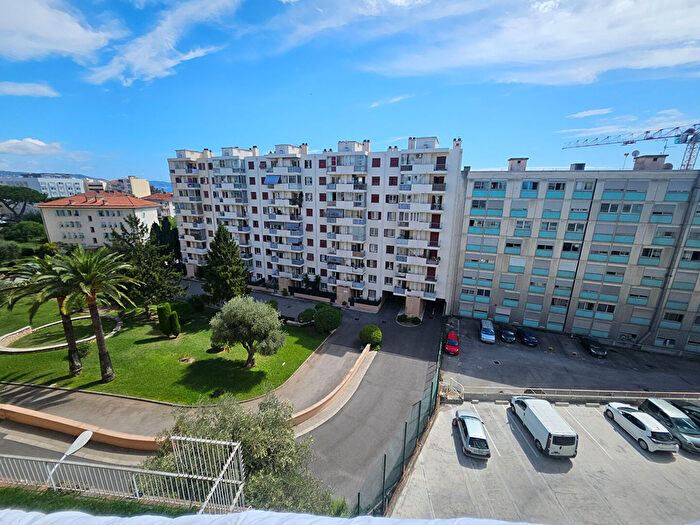 Appartement à vendre - Nice, Arenas - 3 pièces - 2 chambres